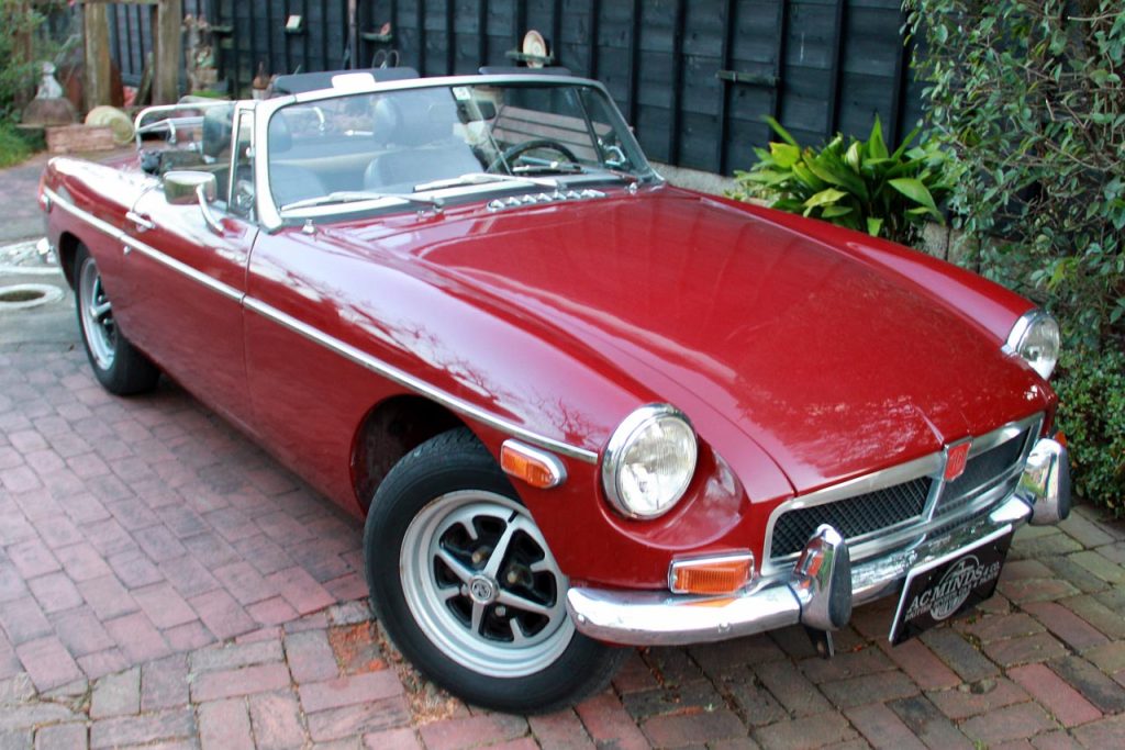 1973 MGB Mk3 Roadster | ACマインズ
