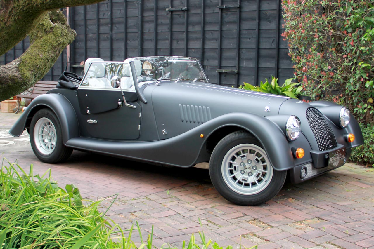 NEW CAR MORGAN PLUS FOUR AUTOMATIC | ACマインズ